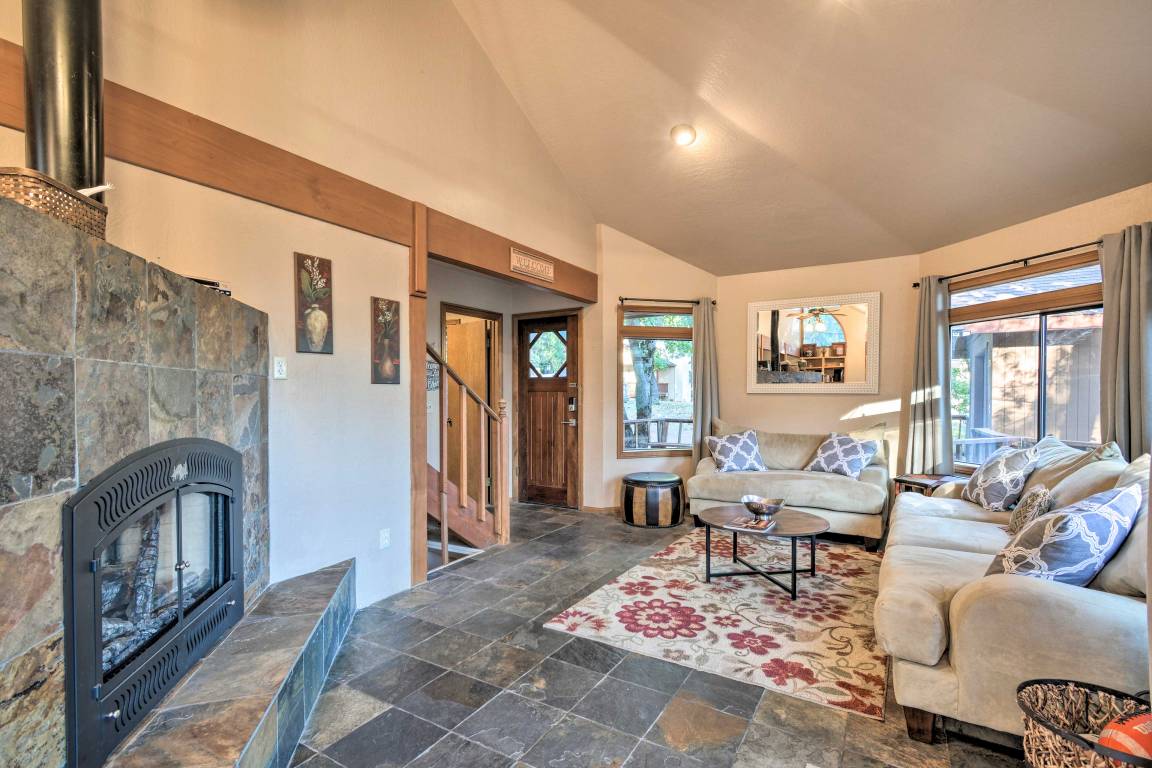 167 M² House ∙ 3 Bedrooms ∙ 6 Guests - Murphys, CA