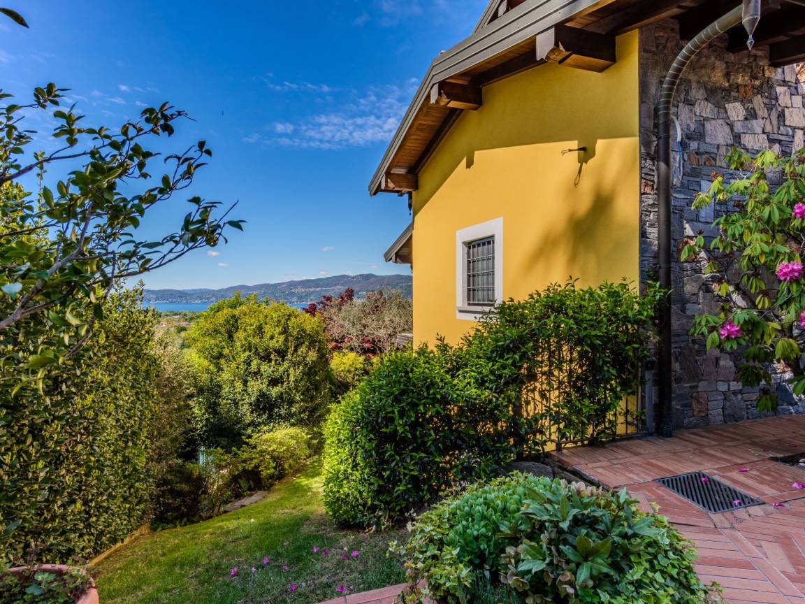 90 M² House ∙ 2 Bedrooms ∙ 6 Guests - Brenta