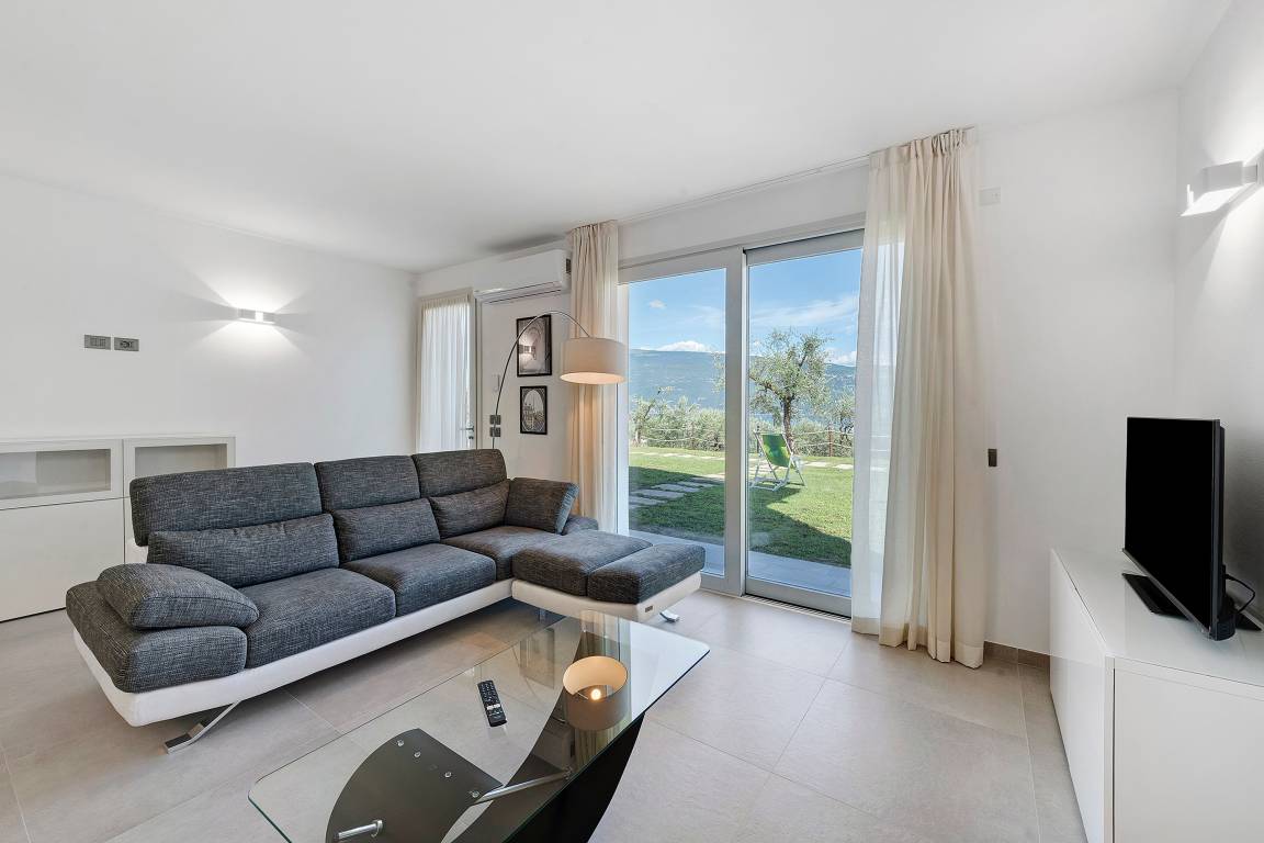 81 M² Ferienwohnung ∙ 2 Schlafzimmer ∙ 4 Gäste - Gargnano