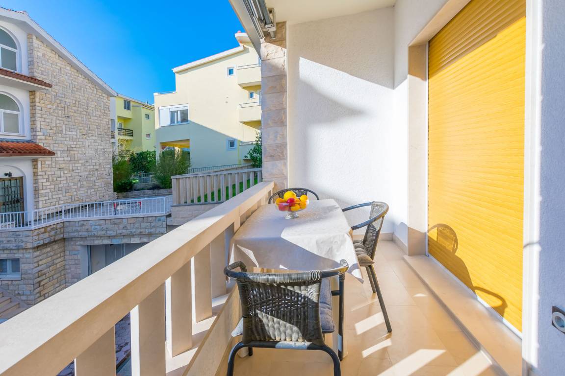 25 M² Ferienwohnung ∙ 1 Schlafzimmer ∙ 3 Gäste - Omiš
