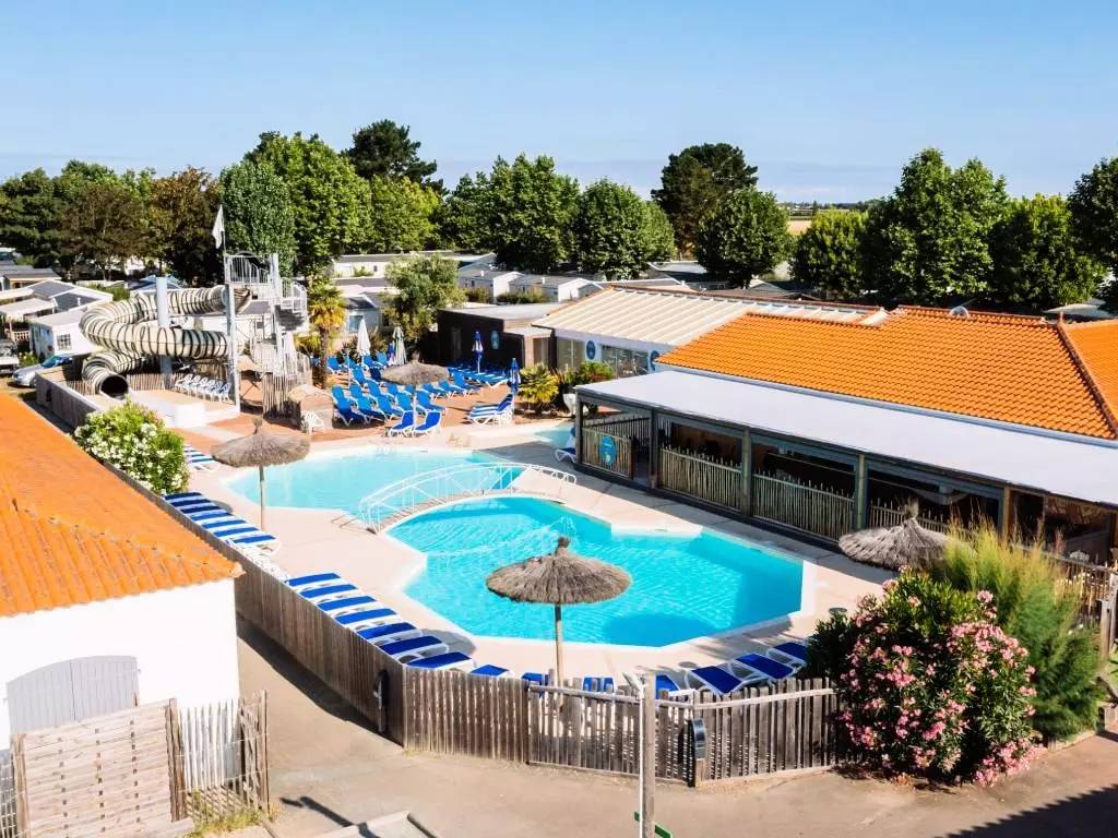 35 M² Chalet ∙ 3 Slaapkamers ∙ 6 Gasten - Vendée