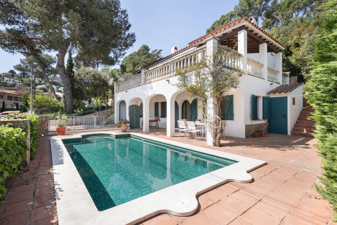 200 M² Maison De Vacances ∙ 4 Chambres ∙ 8 Personnes - Llafranch