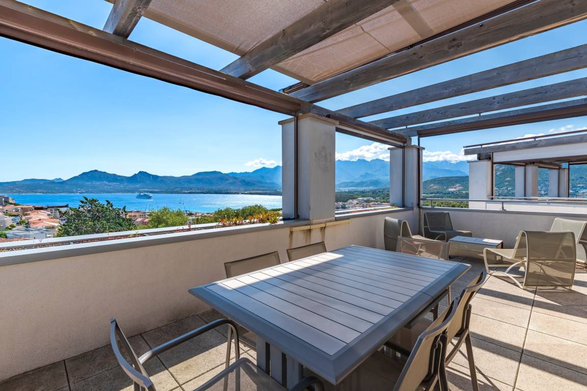 78 M² Appartement ∙ 2 Chambres ∙ 6 Personnes - Calvi