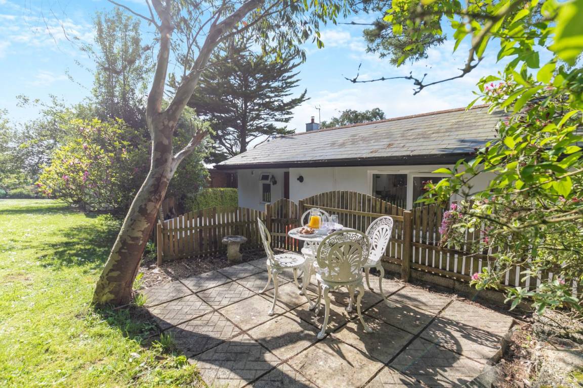 Ferienhaus ∙ 2 Schlafzimmer ∙ 4 Gäste - Pool