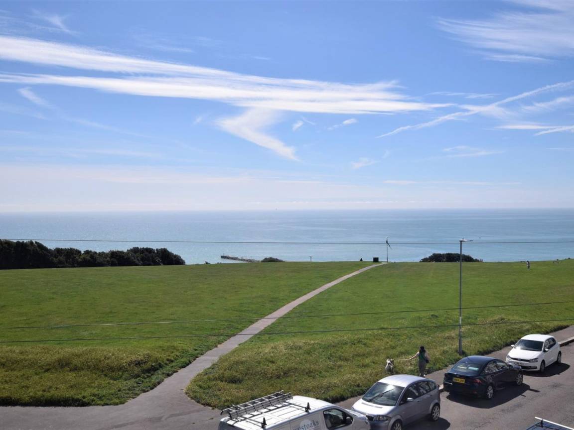 Cottage ∙ 3 Bedrooms ∙ 6 Guests - Hastings