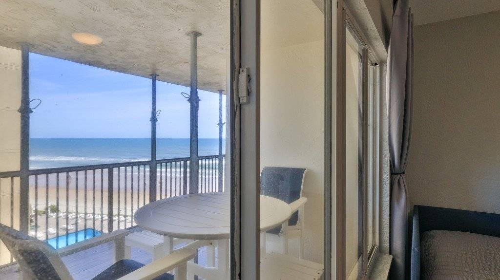 110 M² Condo ∙ 2 Bedrooms ∙ 5 Guests - Daytona Beach Shores, FL