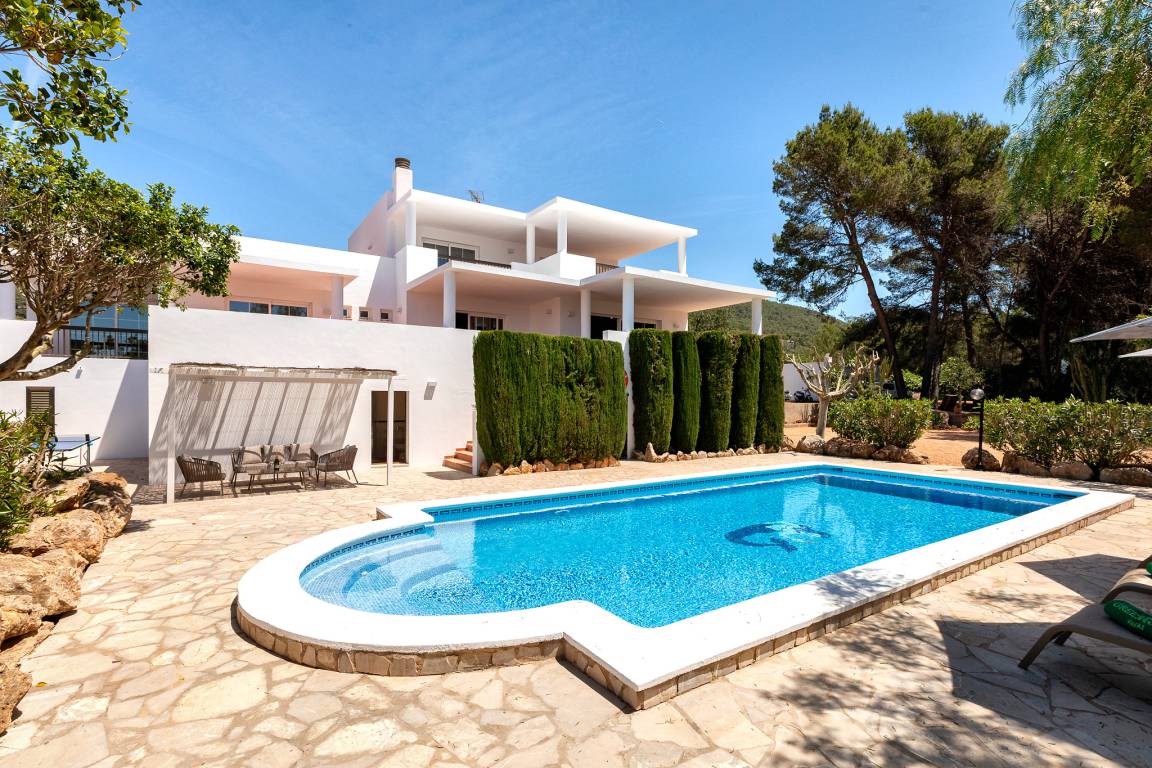 80 M² Villa ∙ 3 Bedrooms ∙ 6 Guests - Ibiza
