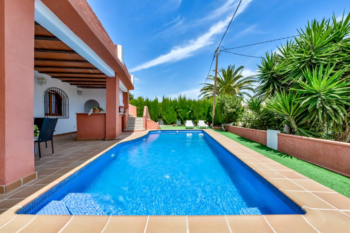 100 M² Villa ∙ 3 Habitaciones ∙ 6 Huéspedes - Calpe