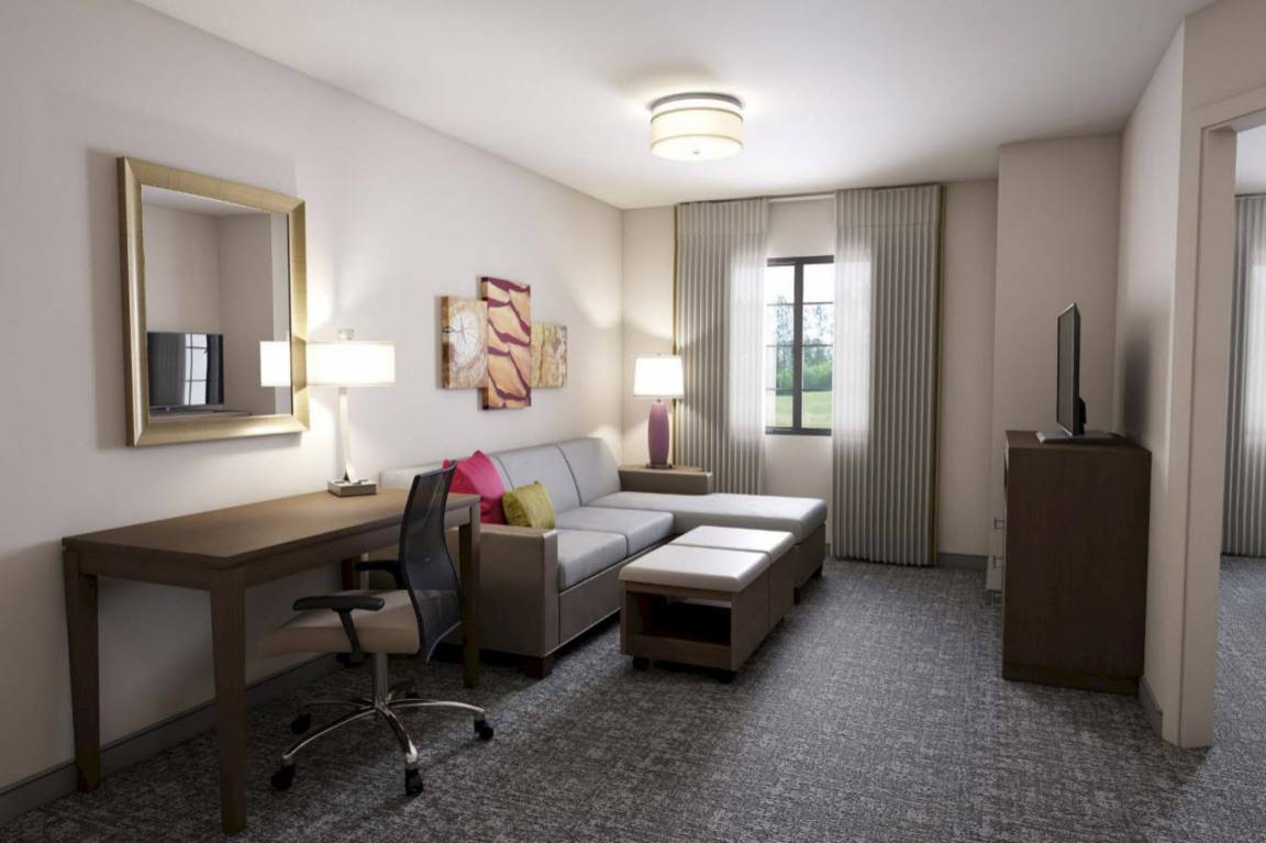 Condo ∙ 2 Bedrooms ∙ 6 Guests - Lafayette, IN