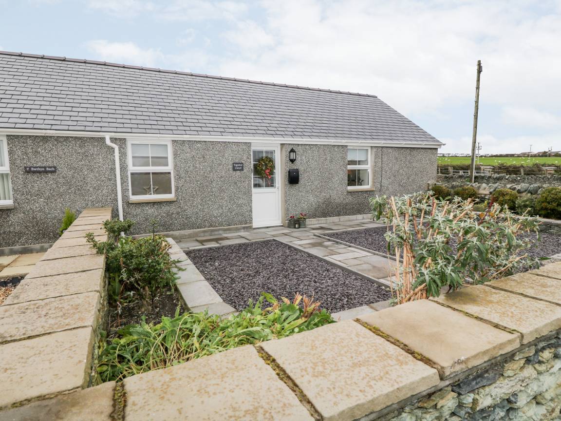 Cottage ∙ 2 Bedrooms ∙ 3 Guests - Trearddur Bay