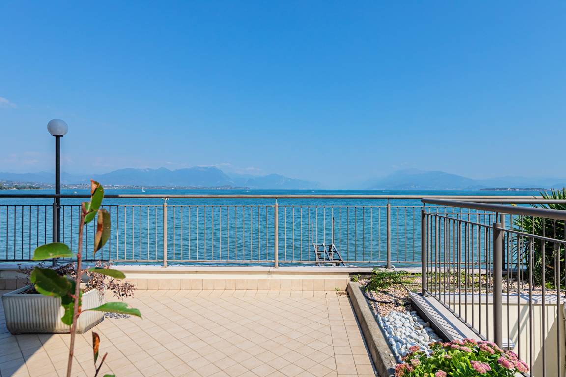 33 M² Ferienwohnung ∙ 1 Schlafzimmer ∙ 4 Gäste - Desenzano del Garda