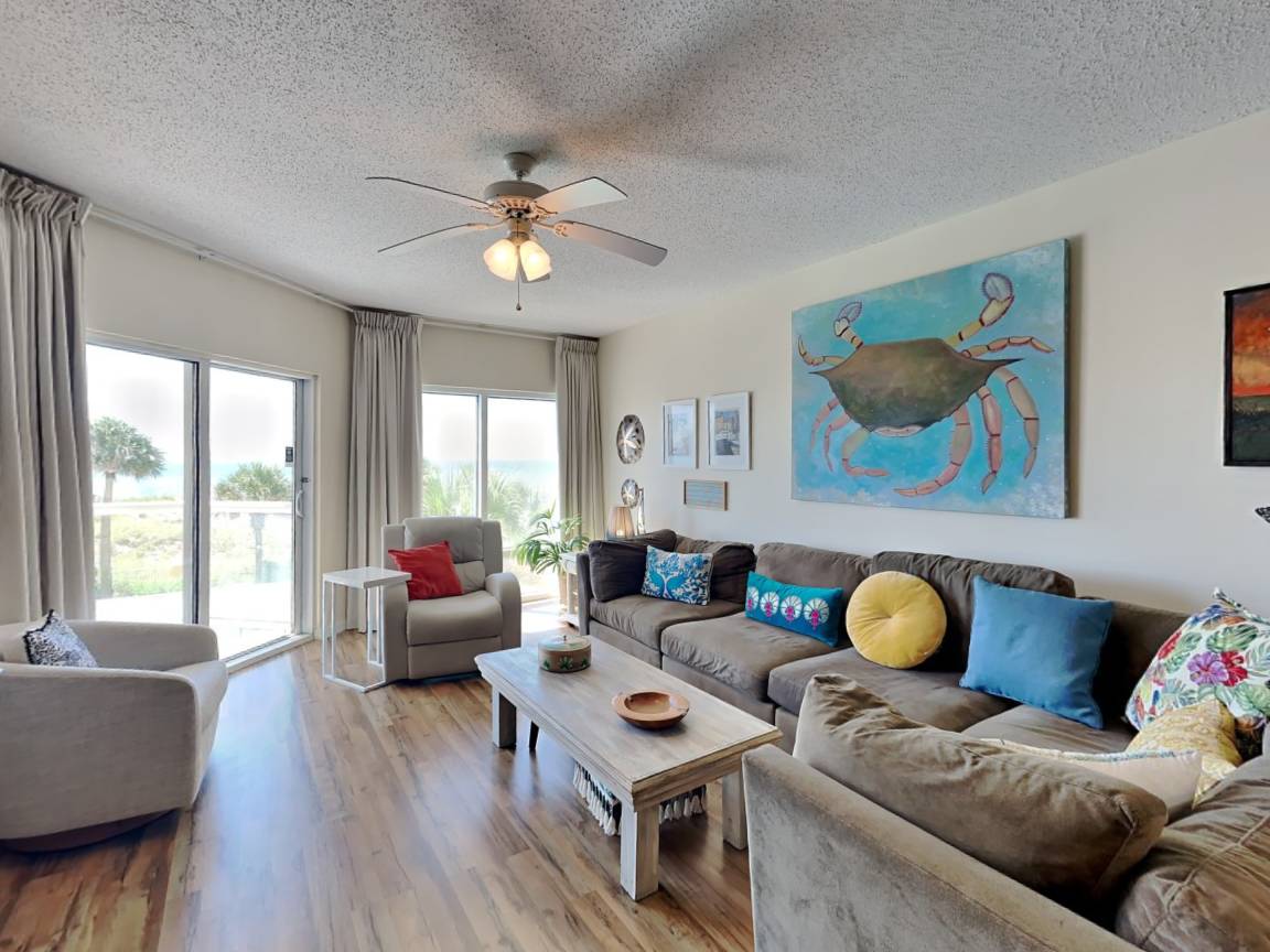 102 M² Condo ∙ 2 Bedrooms ∙ 4 Guests - Pensacola Beach, FL