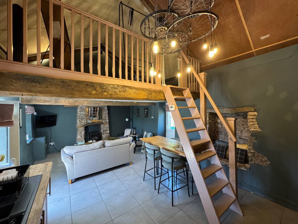 85 M² Cottage ∙ 2 Bedrooms ∙ 4 Guests - Llansteffan