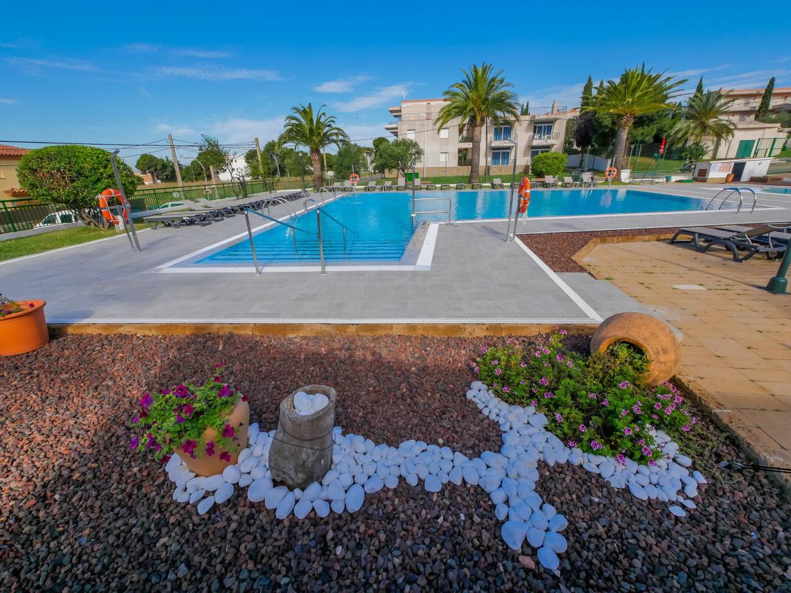 65 M² Apartamento ∙ 2 Habitaciones ∙ 6 Huéspedes - Cadaqués