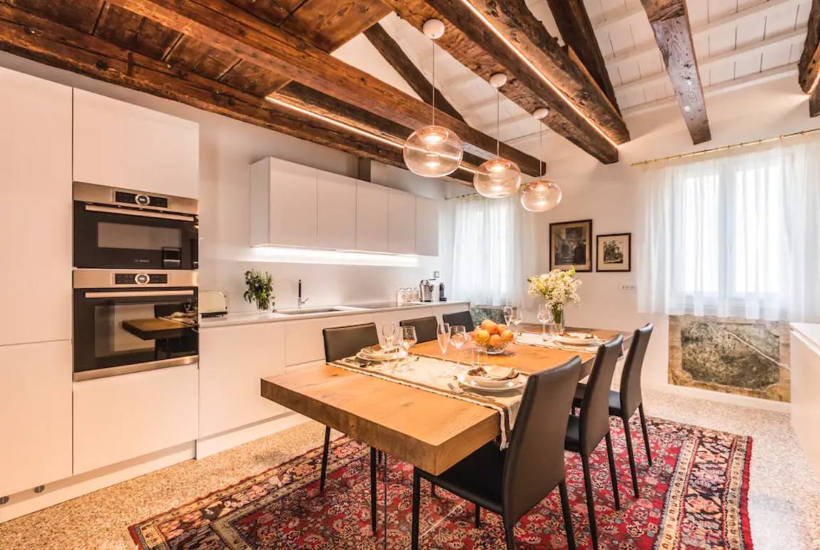 250 M² Apartamento ∙ 3 Habitaciones ∙ 6 Huéspedes - Venice