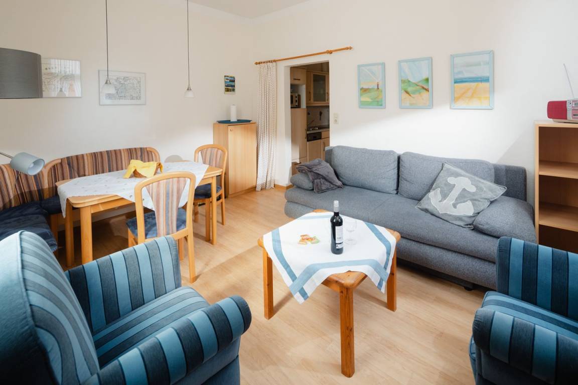 74 M² Ferienwohnung ∙ 2 Schlafzimmer ∙ 3 Gäste - Juist