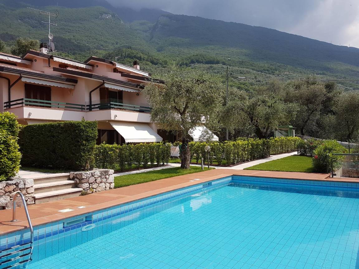 65 M² Appartement ∙ 2 Chambres ∙ 5 Personnes - Malcesine