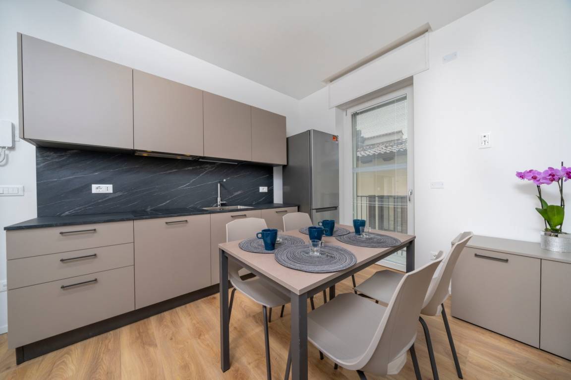 69 M² Ferienwohnung ∙ 2 Schlafzimmer ∙ 4 Gäste - Udine