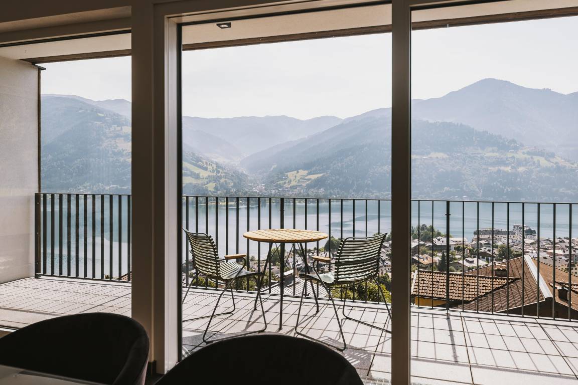 102 M² Hotel ∙ 2 Bedrooms ∙ 6 Guests - Maishofen