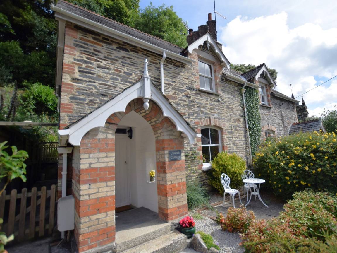 Cottage ∙ 2 Bedrooms ∙ 4 Guests - Constantine Bay