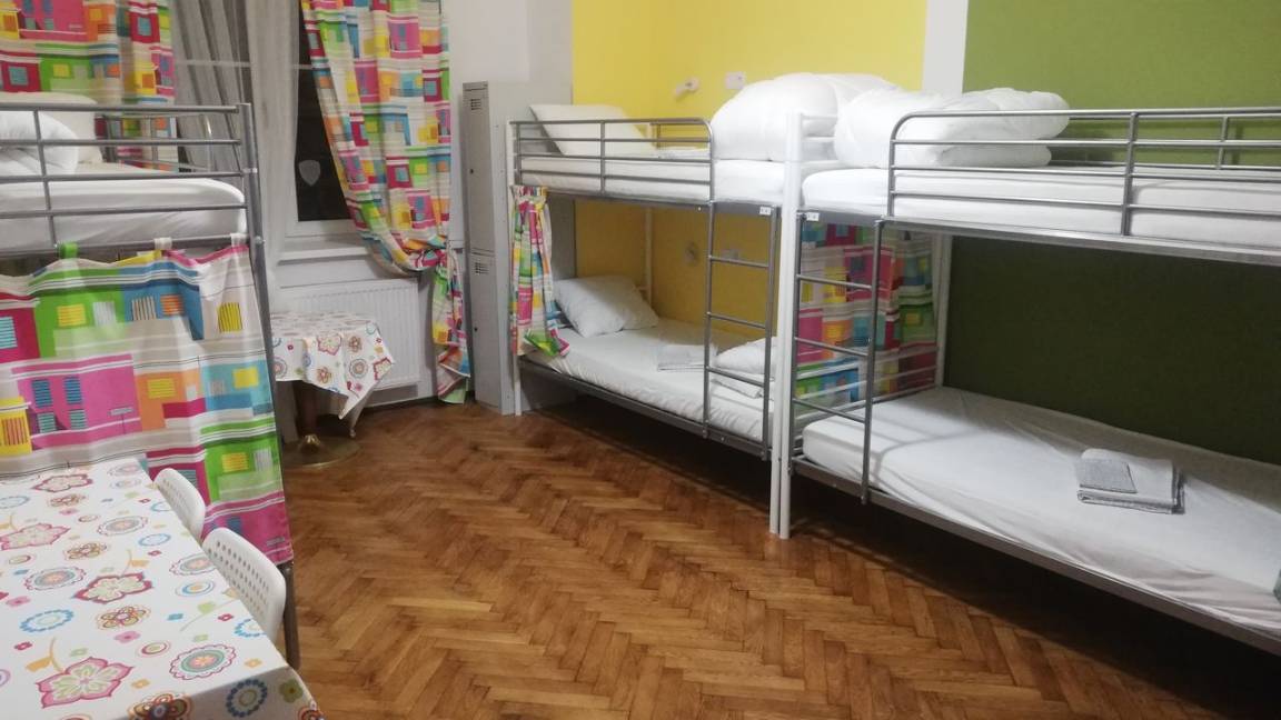20 M² Hotel ∙ 8 Guests - Krakow