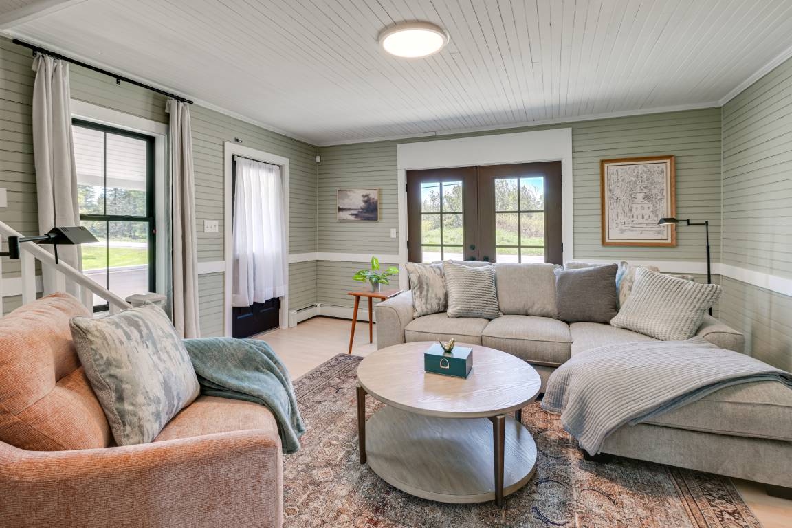 178 M² House ∙ 5 Bedrooms ∙ 9 Guests - Presque Isle, ME