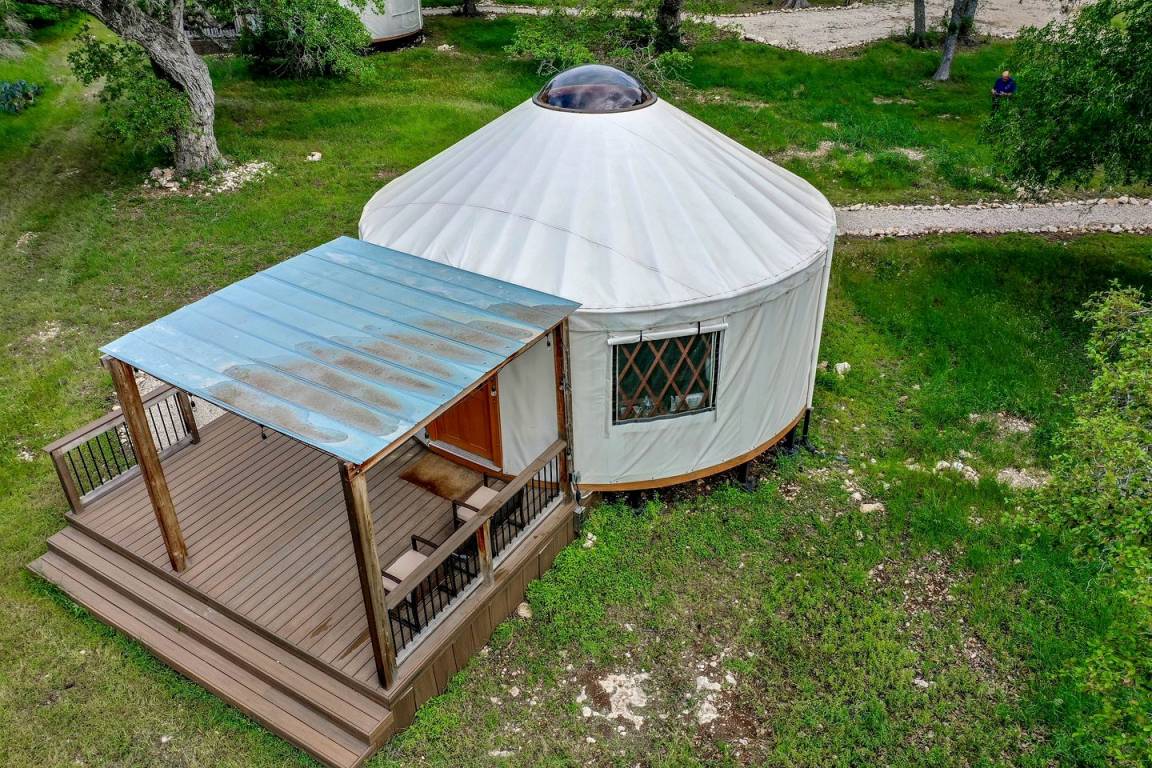Camping-unterkunft ∙ 1 Schlafzimmer ∙ 2 Gäste - New Braunfels, TX