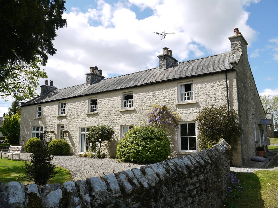 Cottage ∙ 5 Bedrooms ∙ 10 Guests - Arnside