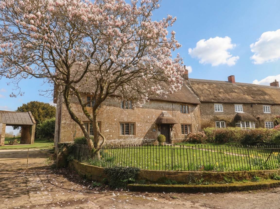Cottage ∙ 3 Bedrooms ∙ 6 Guests - Chard