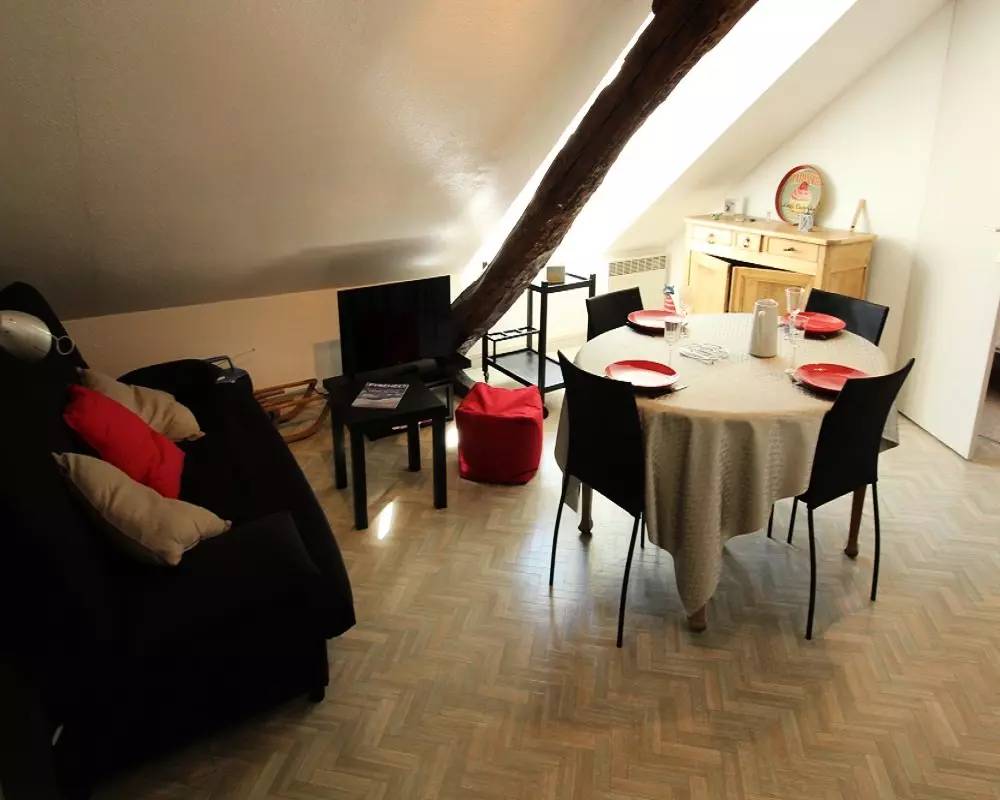 32 M² Apartamento ∙ 2 Habitaciones ∙ 4 Huéspedes - Les