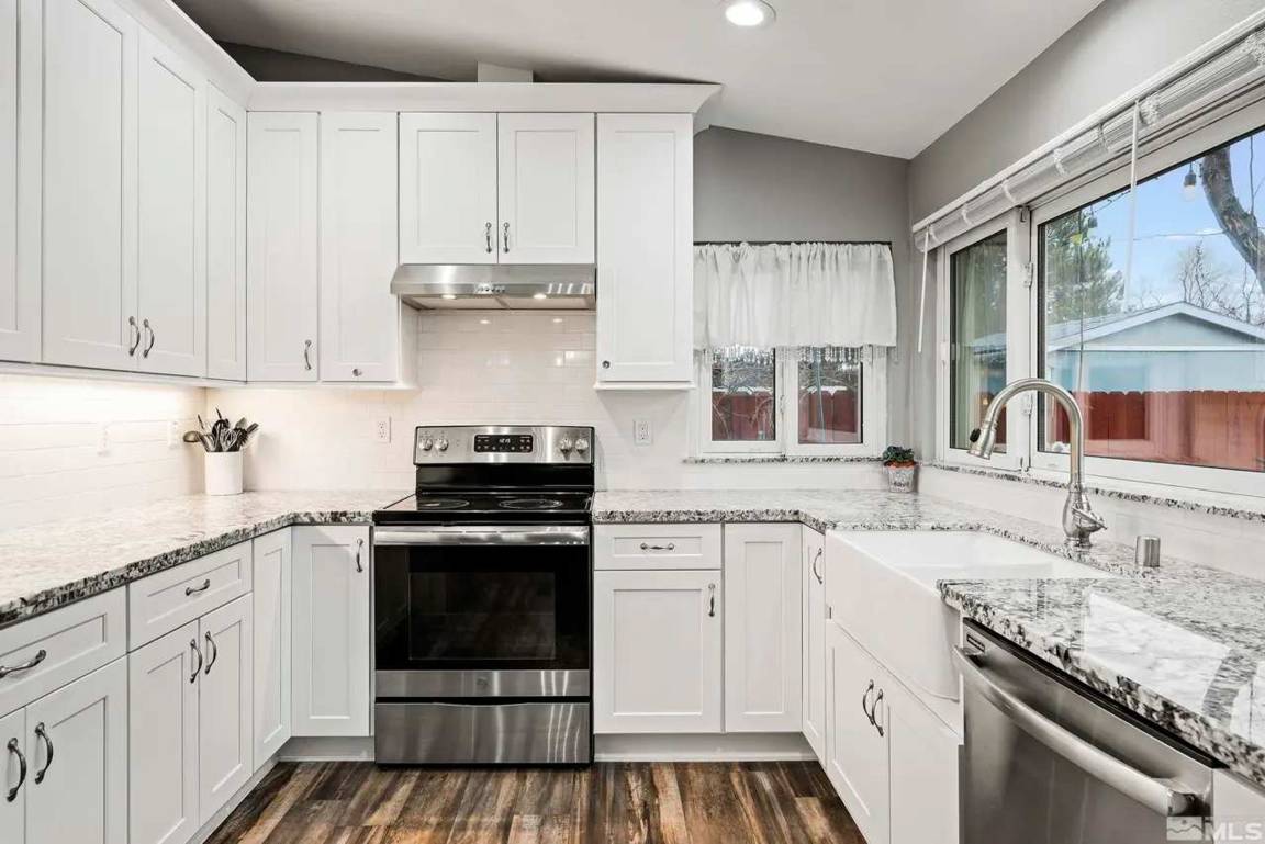 Talo ∙ 4 Makuuhuonetta ∙ 8 Vierasta - Reno, NV