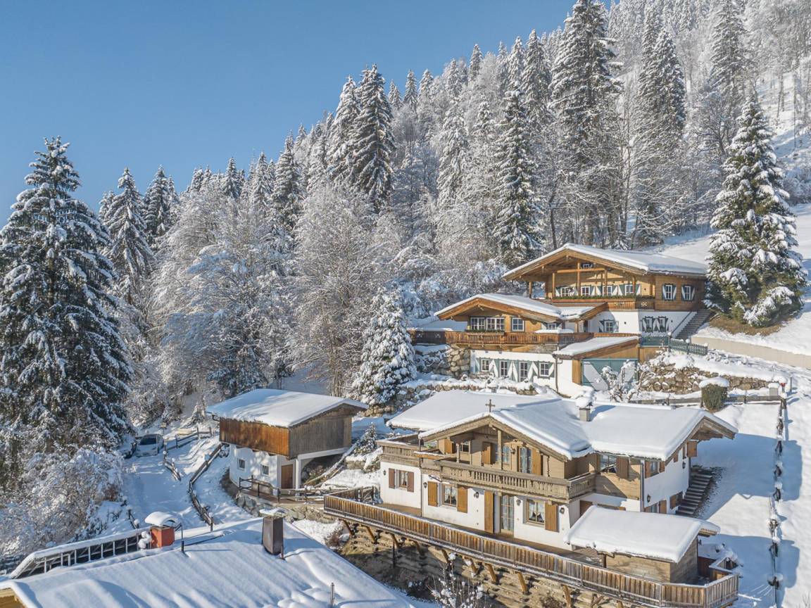 200 M² Chalet ∙ 4 Schlafzimmer ∙ 8 Gäste - Kitzbühel