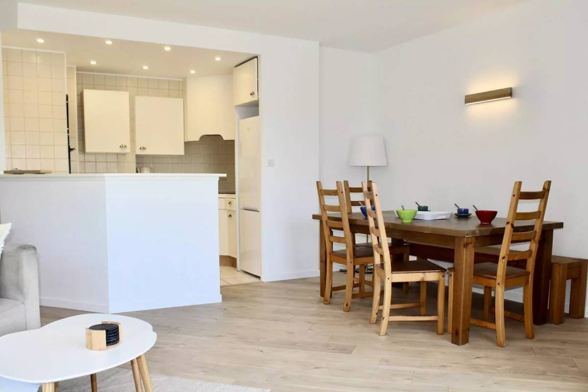 70 M² Apartment ∙ 2 Bedrooms ∙ 4 Guests - Vence