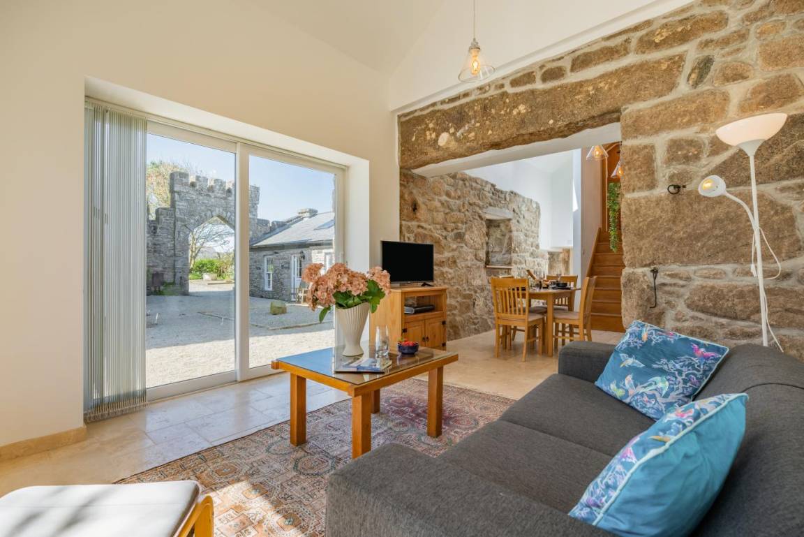 Cottage ∙ 2 Bedrooms ∙ 4 Guests - Saint Just