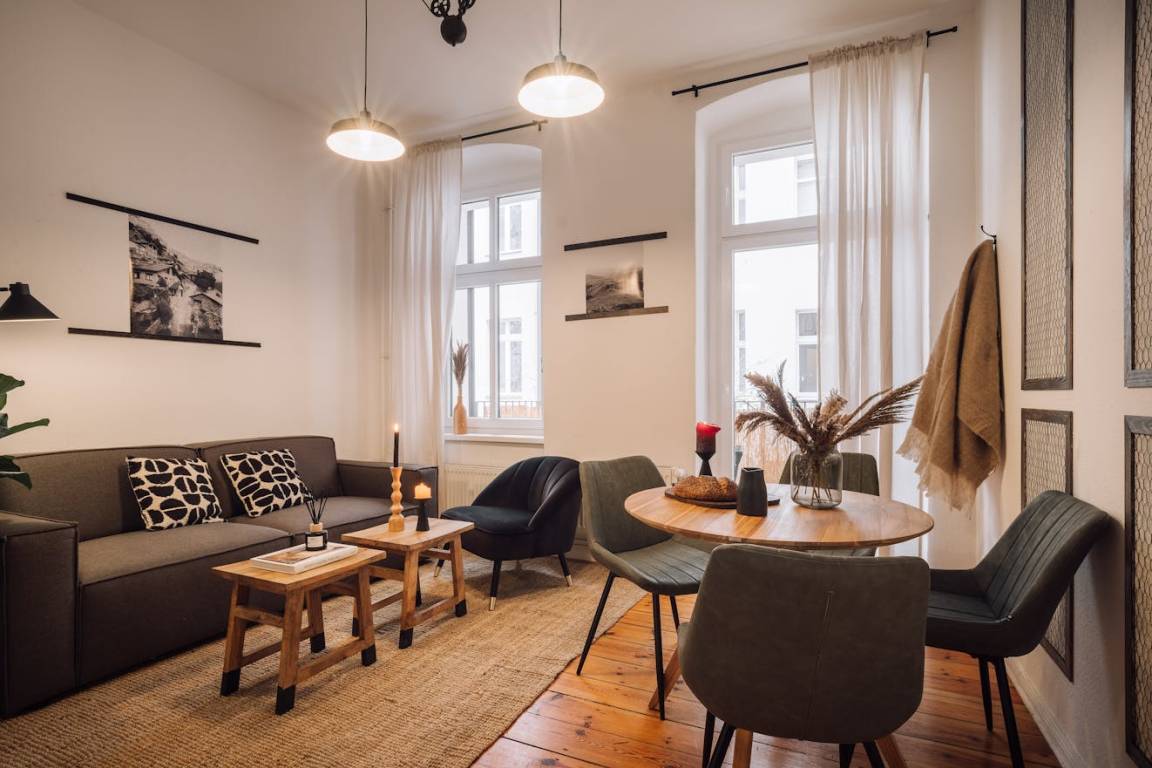 76 M² Apartment ∙ 3 Bedrooms ∙ 6 Guests - Berlin