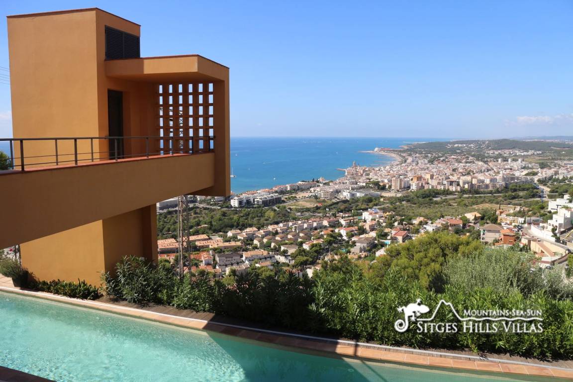 300 M² Villa ∙ 5 Makuuhuonetta ∙ 12 Vierasta - Sitges