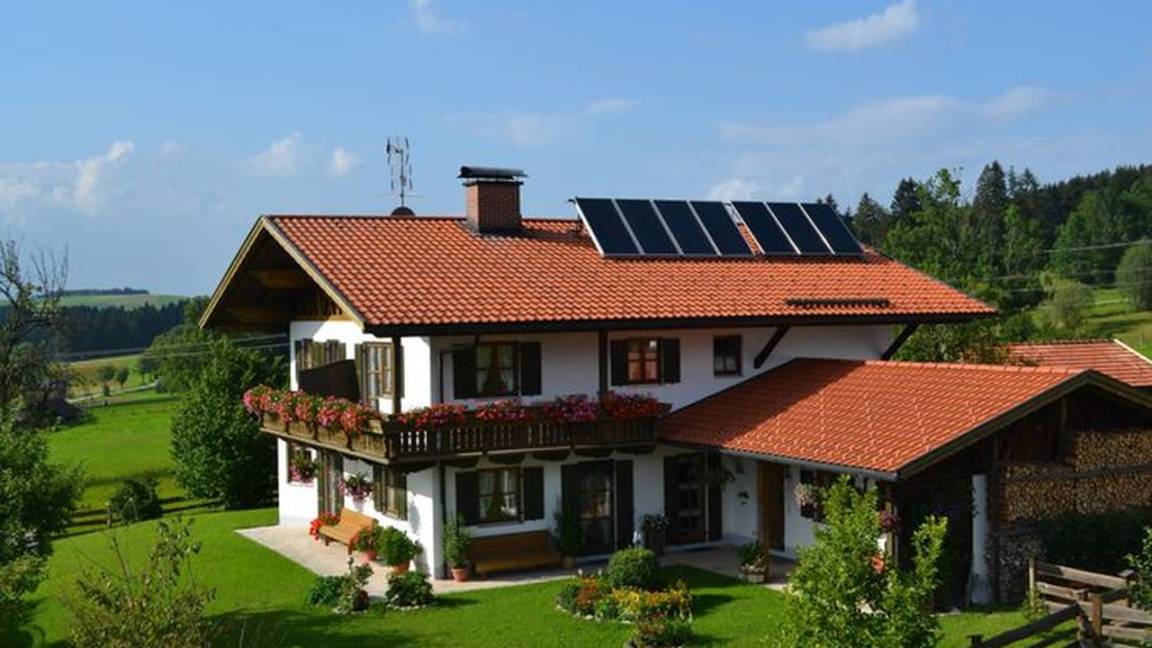 60 M² Ferienwohnung ∙ 1 Schlafzimmer ∙ 4 Gäste - Bad Kohlgrub