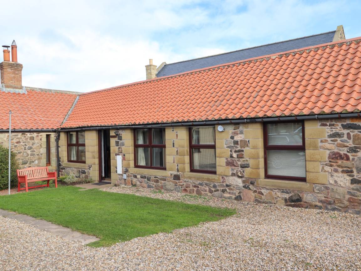 Cottage ∙ 3 Bedrooms ∙ 6 Guests - Seahouses