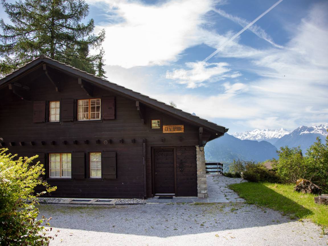 200 M² Ferienhaus ∙ 4 Schlafzimmer ∙ 8 Gäste - Gryon