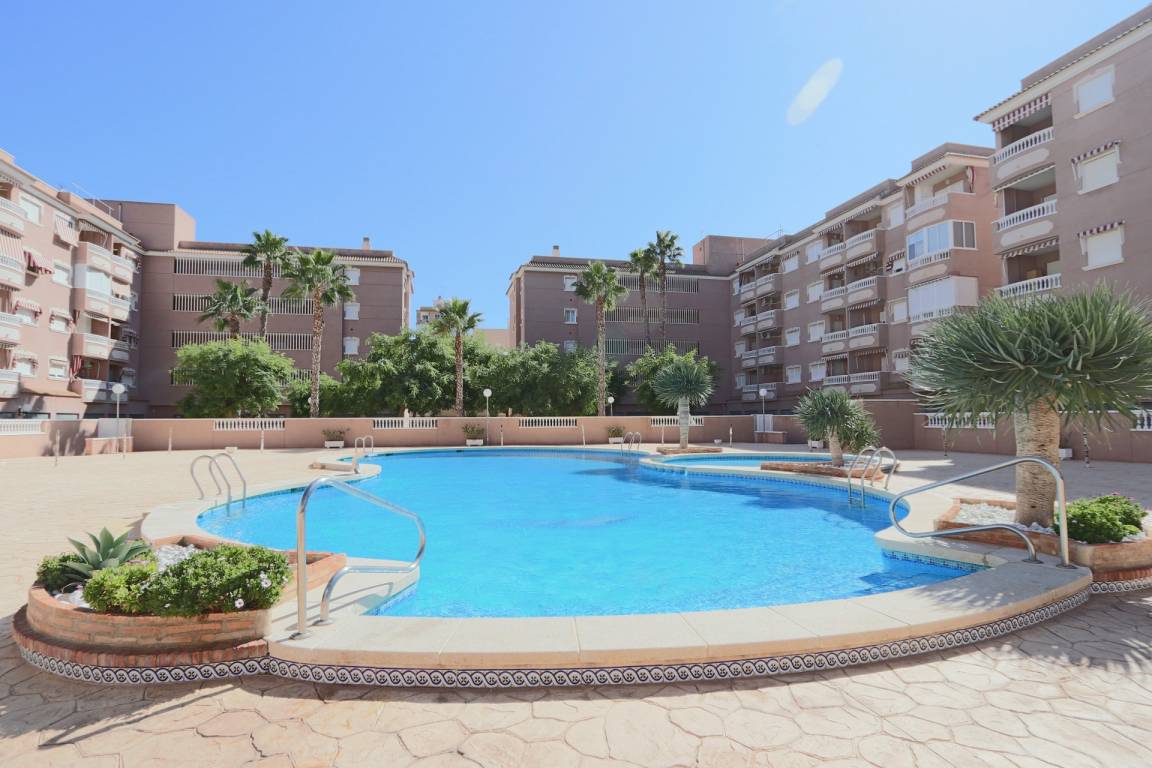 70 M² Apartment ∙ 2 Bedrooms ∙ 4 Guests - La Marina
