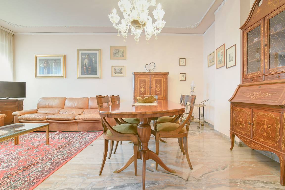 120 M² Apartamento ∙ 2 Habitaciones ∙ 5 Huéspedes - Mestre