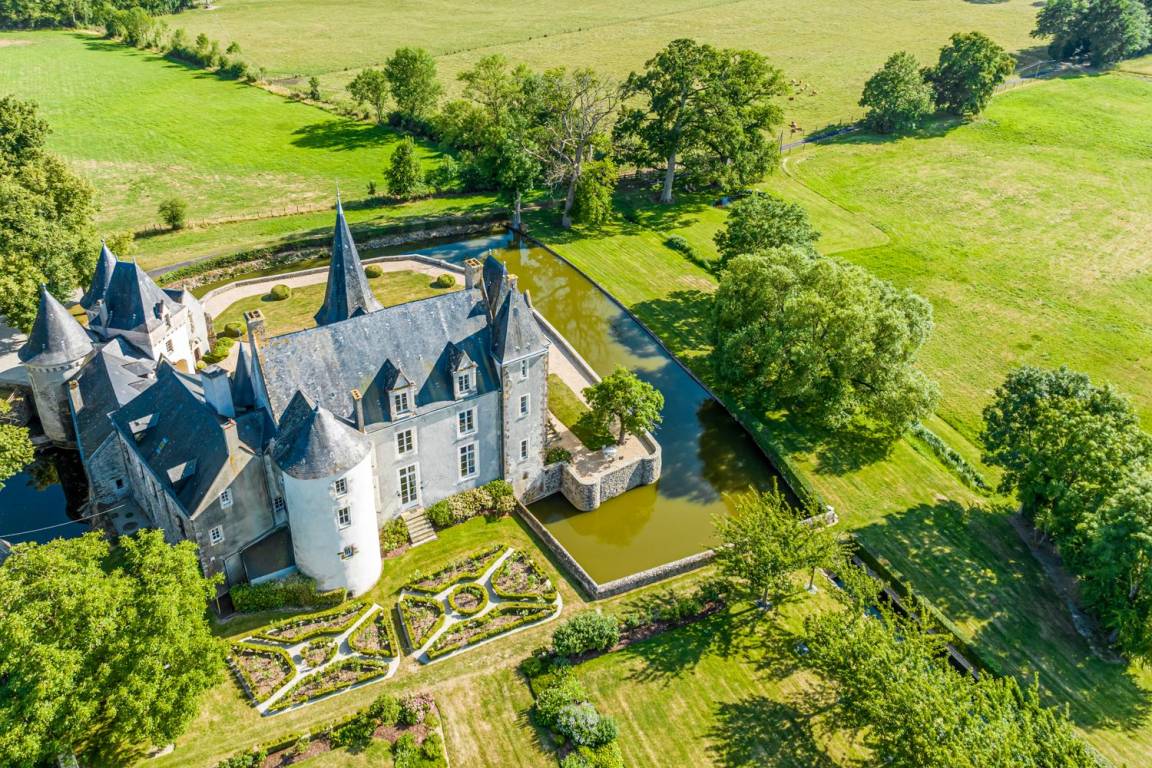 Château ∙ 16 Chambres ∙ 33 Personnes - Alençon
