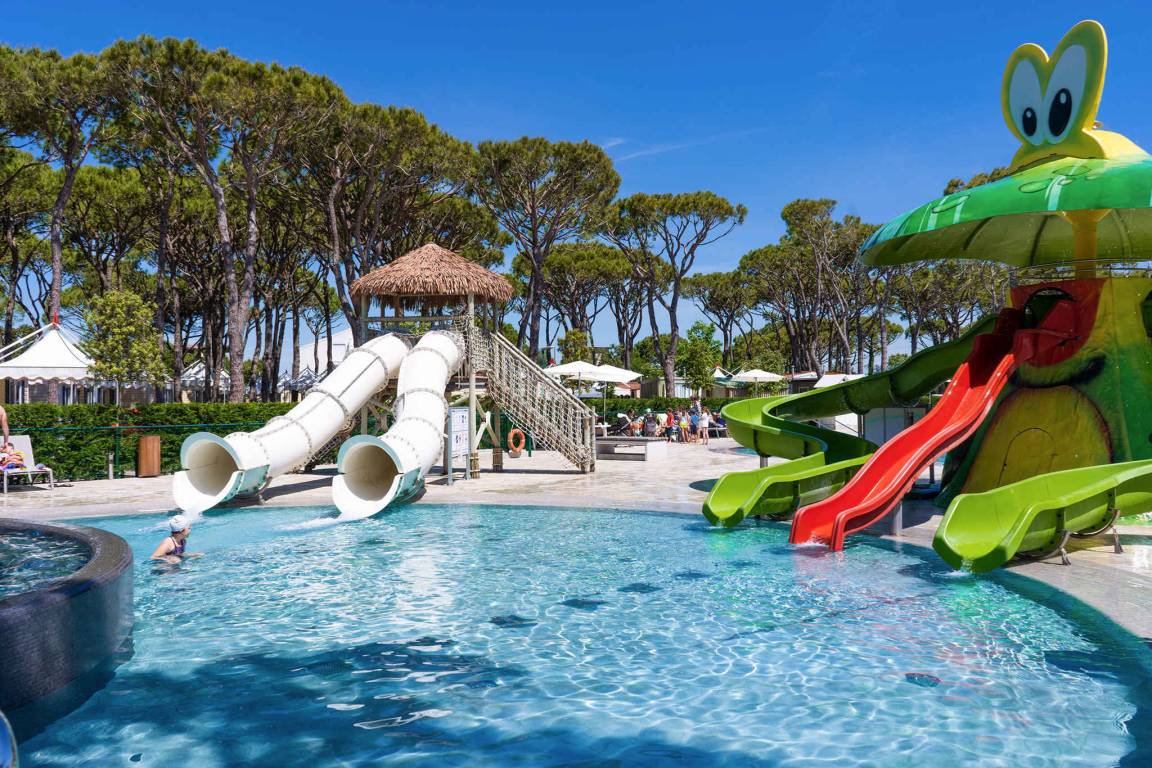 22 M² Caravan ∙ 2 Bedrooms ∙ 4 Guests - Venice
