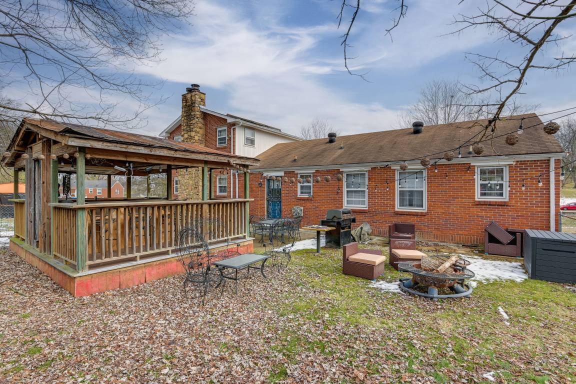 325 M² House ∙ 5 Bedrooms ∙ 14 Guests - Nashville, TN