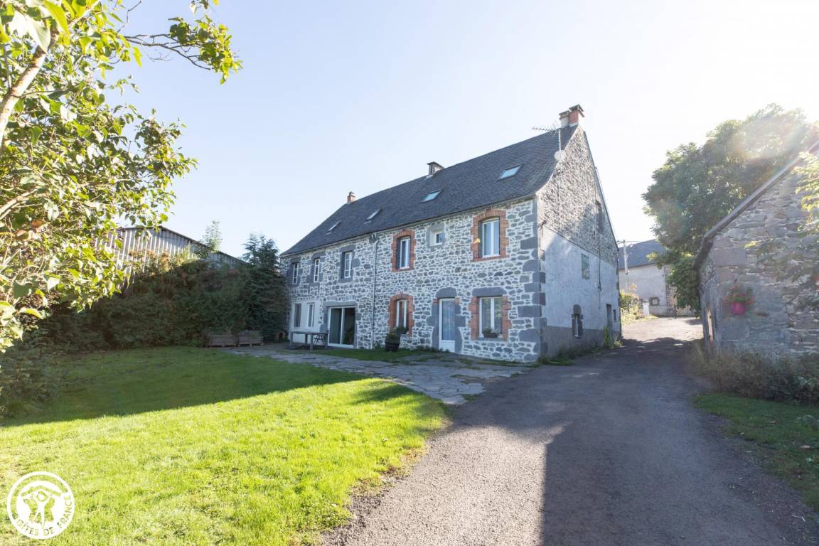90 M² Gîte ∙ 3 Chambres ∙ 6 Personnes - La Bourboule