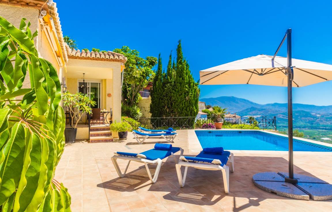 150 M² Villa ∙ 3 Chambres ∙ 8 Personnes - Salobreña