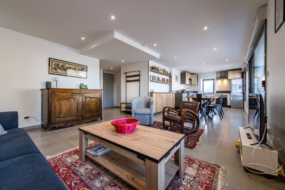 72 M² Appartement ∙ 2 Chambres ∙ 6 Personnes - Albiez-Montrond