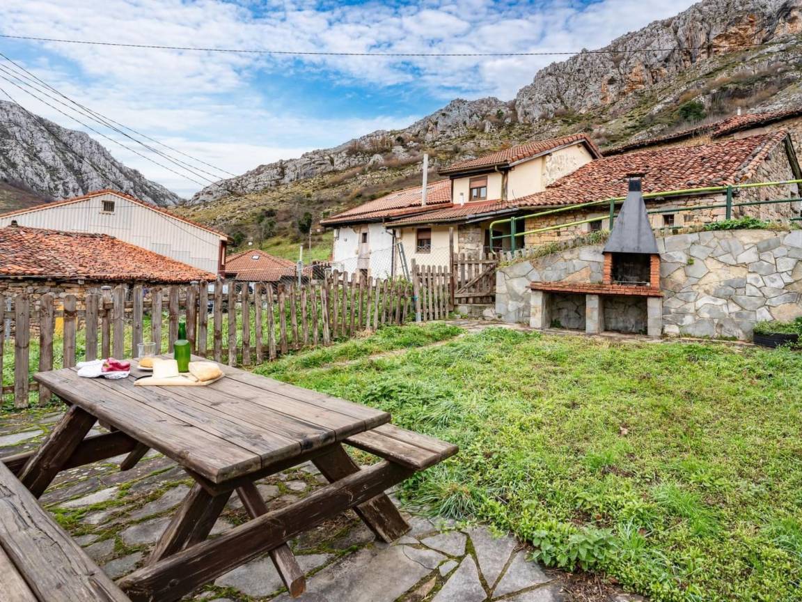 55 M² House ∙ 1 Bedroom ∙ 2 Guests - Asturias