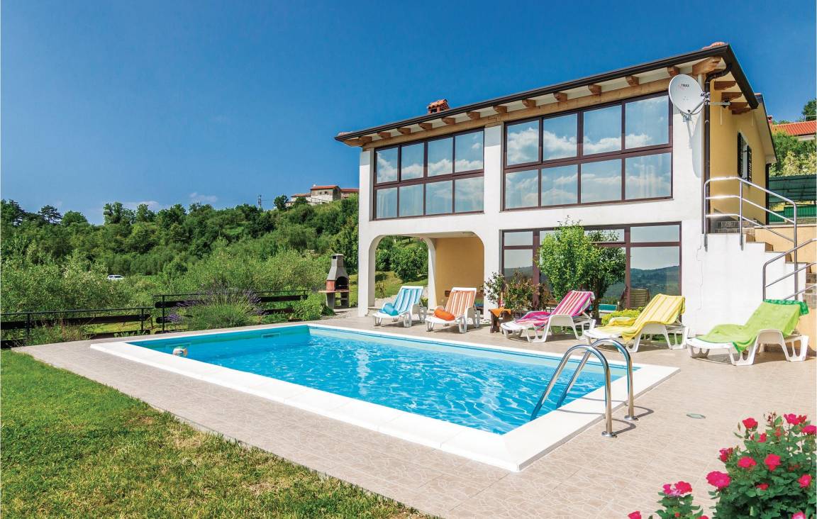 150 M² House ∙ 4 Bedrooms ∙ 10 Guests - Motovun