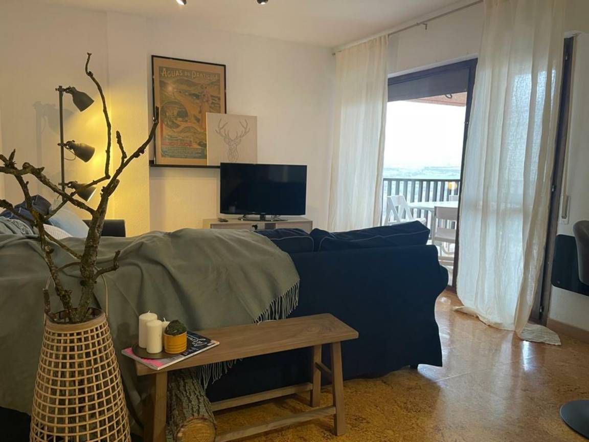 55 M² Apartamento ∙ 2 Habitaciones ∙ 4 Huéspedes - Jaca